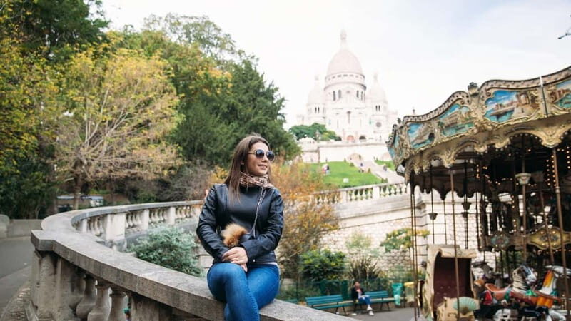 Paris: Small Group Moulin Rouge & Sacré Cur Montmartre Tour - Key Points