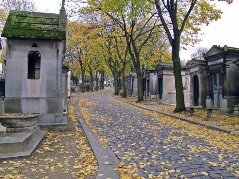 Paris: Stories of Père Lachaise Cemetery Walking Tour - Tour Logistics and Practical Tips