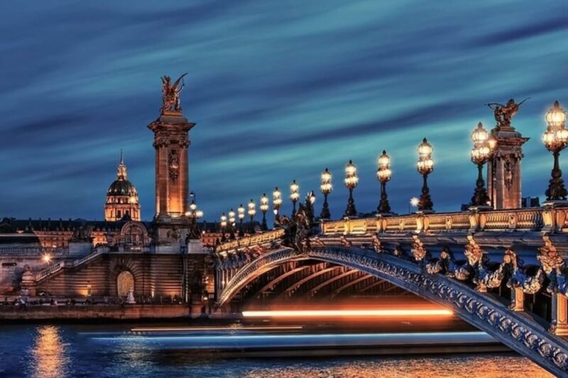 Paris : Street Art Walking Tour With A Guide - Key Points