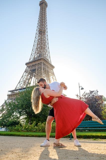 Paris : Street Photoshoot - Who Will Love This Photoshoot?