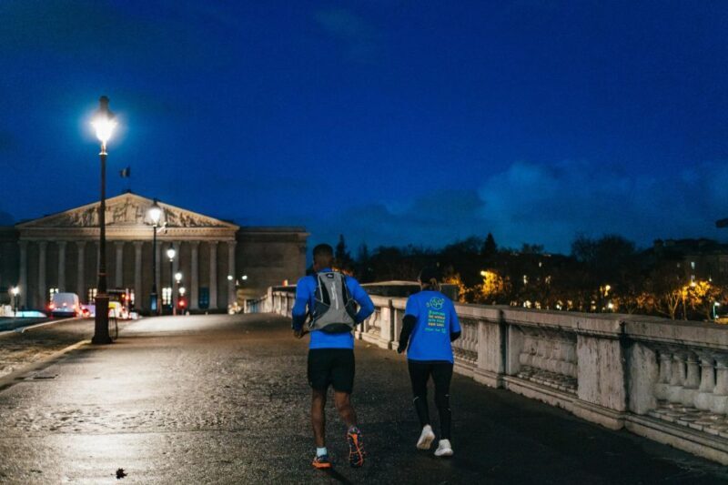 Paris: Sunrise Running and Sightseeing Group Tour - Why This Tour Stands Out