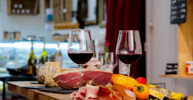 Paris: Tasting Experience at La Cave de Fantomas - Key Points