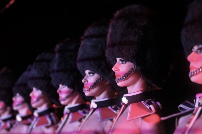 Paris: The Crazy Experience, a VIP tour of the Cabaret - Authenticity and Behind-the-Scenes Insights