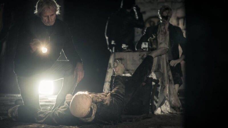 Paris: "The Live Thriller" Hunt down a Serial Killer - Is It Like an Escape Room?