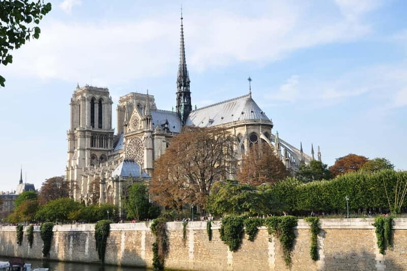 Paris: The Notre-Dame Photowalk Experience - What To Expect on the Tour