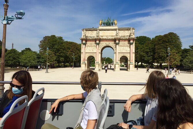 Paris Tootbus Must See Hop-on Hop-off Bus Tour with Seine River Cruise - FAQs