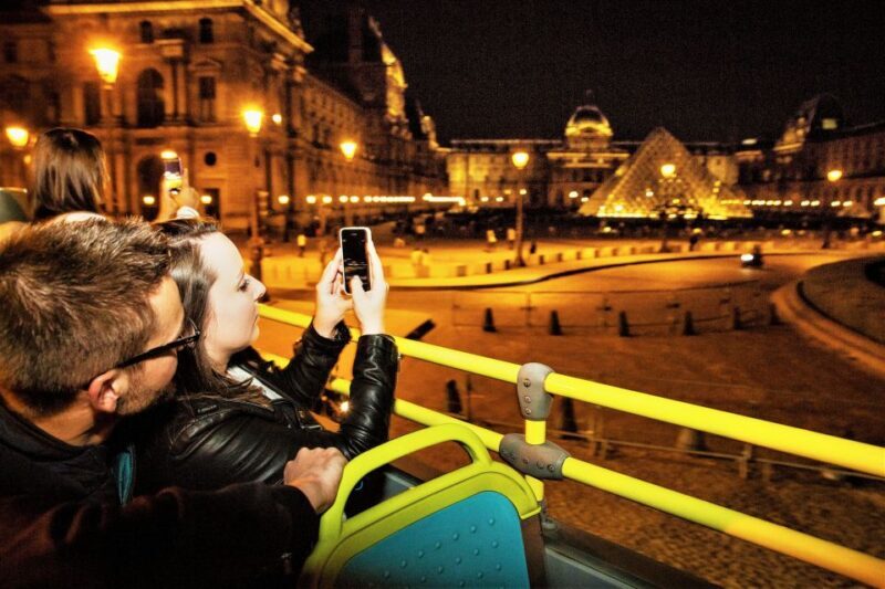 Paris: Tootbus Open-Top Christmas Bus Tour - How the Tour Unfolds
