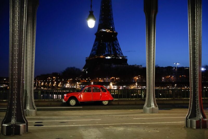 Paris :Tour 2CV Paris Secret - Key Points