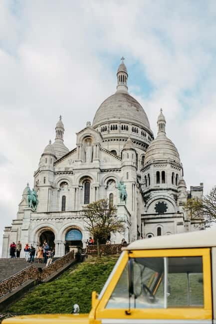 Paris: Ultimate Private City Tour in a Vintage Land Rover - Key Points