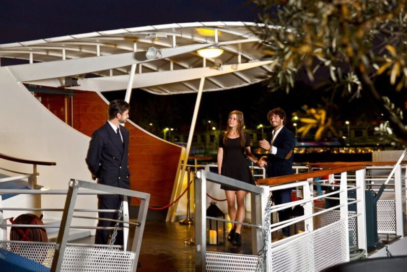 Paris: Valentine's Day Dinner Cruise on the Seine River - Final Thoughts
