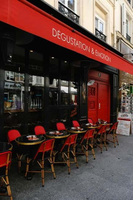 Paris: Welcome to Paris Group Walking Tour - A Guided Introduction to Paris