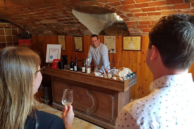 Paris Wine Day Tours exclusive wine tour in the Sancerre area - The Sum Up
