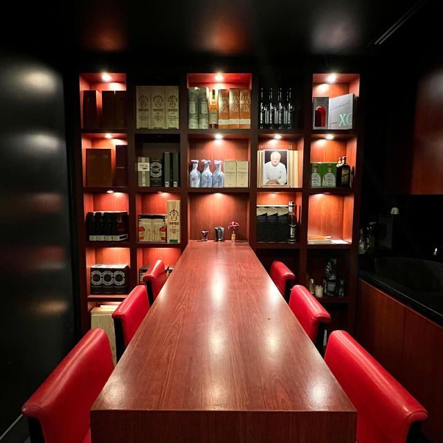 Paris : Wine tasting at the cellar of Joël Robuchon - Key Points