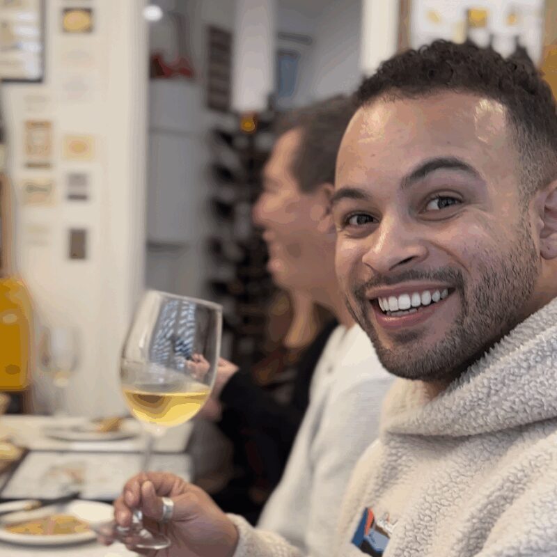 Paris: Wine Tasting Experience with 6 Wines and Cheese Board - A Closer Look at the Experience