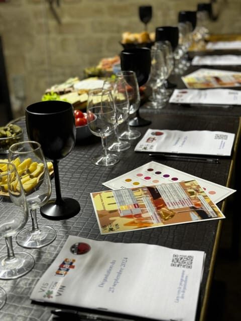 Paris - Wine tasting, foie gras, charcuterie, cheese and final quiz - Practical Details