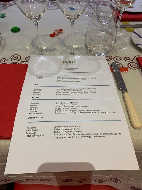 Paris: Wine tasting in a typical French apartment (max 6) - Paris: Wine tasting in a typical French apartment (max 6)
