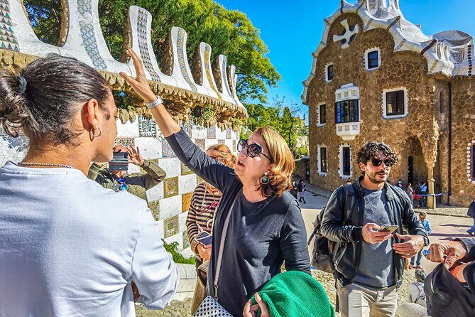 Park Guell Small Group Guided Tour with Skip the Line Ticket - FAQ: Practical Questions About the Tour