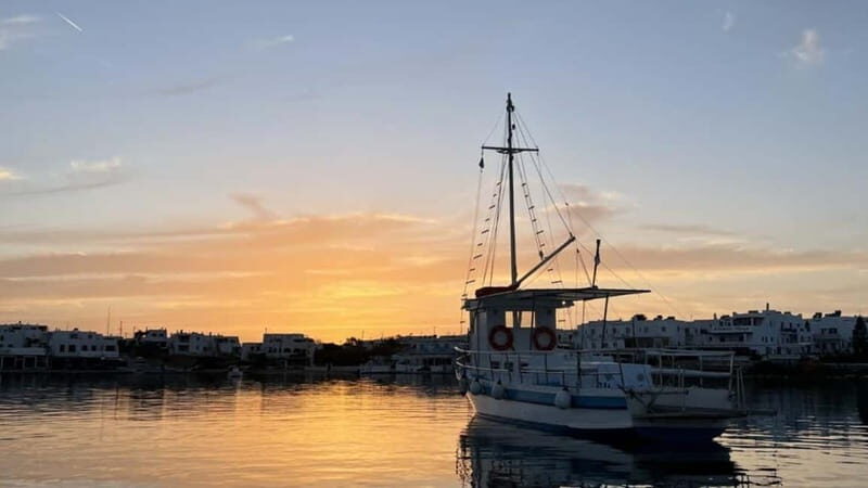 Paros: Paros Bay Sunset Boat Tour with Snorkeling - Who Should Consider This Tour?