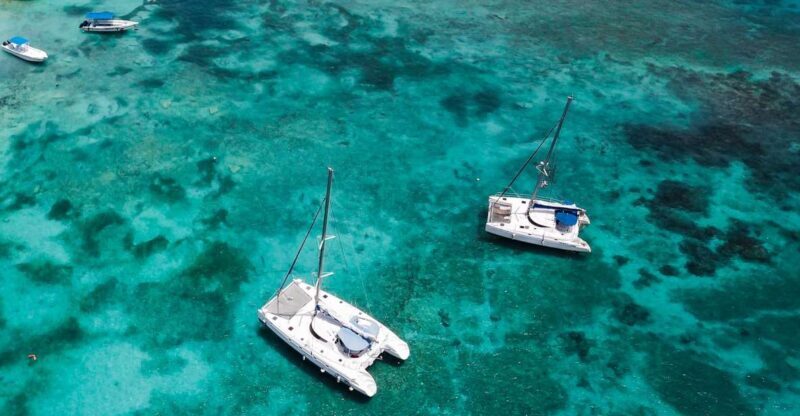 Paros: Private Catamaran Cruise with Meal, Drinks & SUP - Discovering the Highlights of the Paros Catamaran Experience