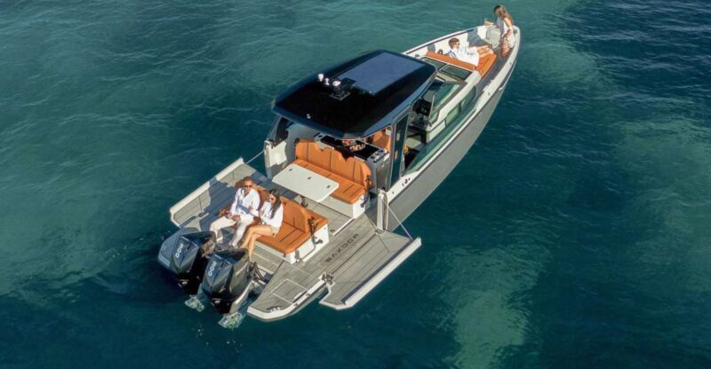 Paros: Private Paros and Antiparos Luxury Speedboat Tour - Introduction to the Experience