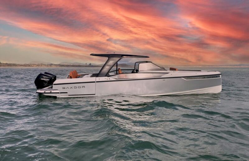 Paros: Private Paros and Antiparos Luxury Speedboat Tour - The Boat: Comfort and Style