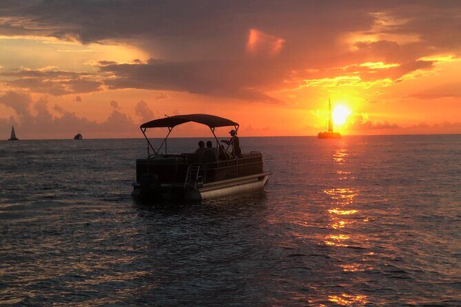 Party Barge Pontoon Boat Rental to 8 Persons with Fuel in Orlando - What to Expect on Your Day on the Water