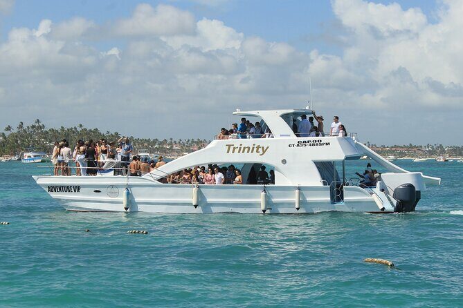 Party Boat in Punta Cana - Key Points