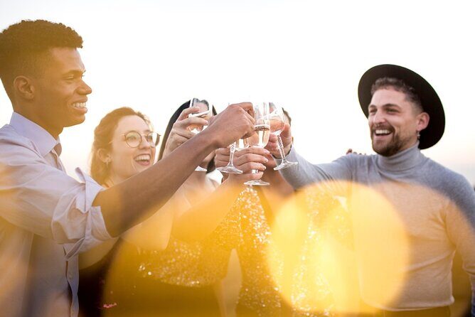 Party on board 2-hour cruise with DJ and open bar - FAQs