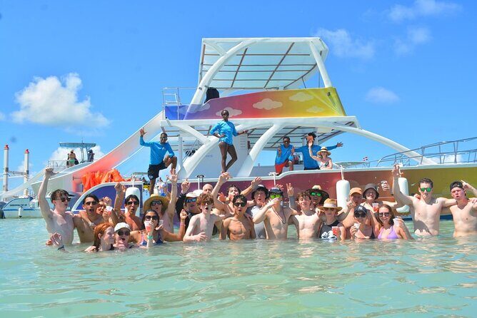 Party on the Parasailing boat in Punta Cana - Exploring the Party on the Parasailing Boat in Punta Cana