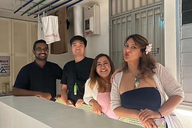 Party Singapore Bespoke Pub Crawl - Who Would Love This Tour?