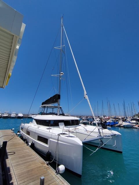 Pasito Blanco: Private catamaran excursion with food & drink - Learning to Sail: Fun and Educational