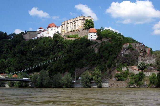 Passau - Castle tour with viewpoint Linde Battery & the St Georges Chapel - What to Expect from the Passau Castle Tour