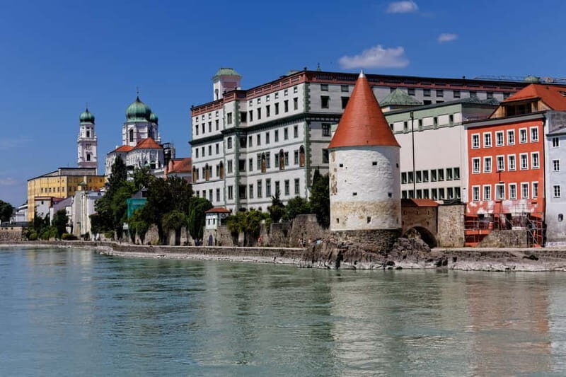 Passau: Express Walk with a Local in 60 minutes - What to Expect on Your 60-Minute Stroll
