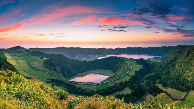 Passeio de dia Sete Cidades 50 apxoximadamente de 4 horas - The Experience: What Travelers Are Saying
