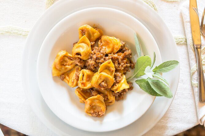 Pasta-making class at a Cesarina's home with tasting in Modena - FAQ
