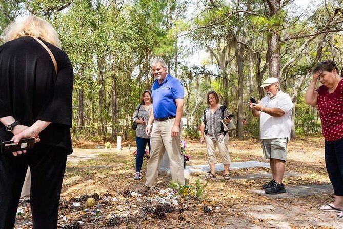 Pat Conroy's Beaufort Tour by Golf Cart - Key Points