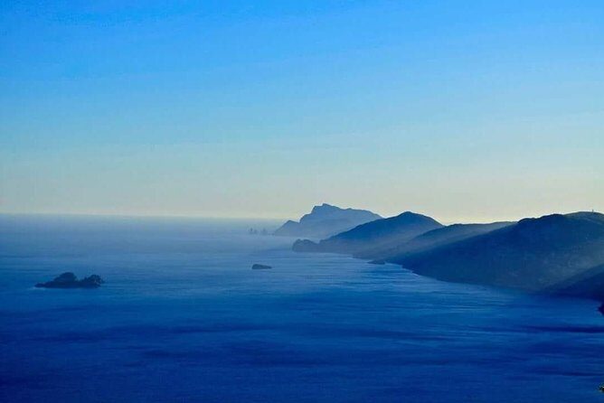 Path of the Gods - Exploring the Path of the Gods: A Scenic Adventure Along Italy’s Amalfi Coast