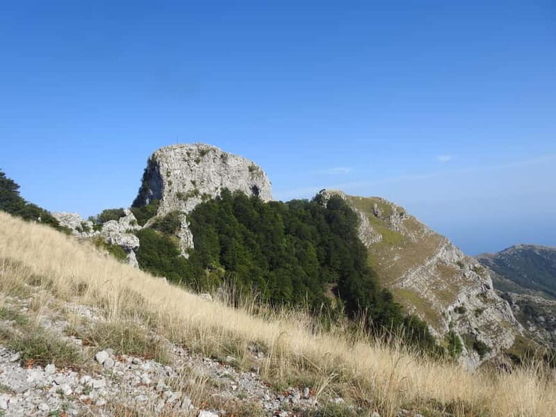 Paths of the Gods Alto - Exploring the Paths of the Gods Alto: A Scenic Journey on Monte Faito