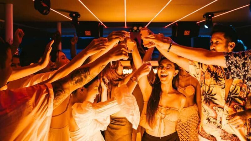Pattaya: 3 Islands Yacht Sunset Party with Live DJ & Buffet - An In-Depth Look at the Experience