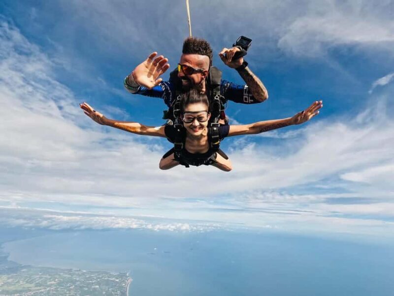 Pattaya: Dropzone Tandem Skydive Experience with Ocean Views - Key Points