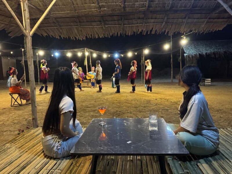 Pattaya Karen Long Neck Jazz Music show - Key Points