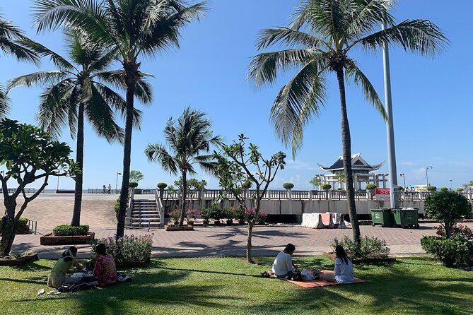 Pattaya Local Market Experience Full Day Tour DT9 - Visualizing the Day