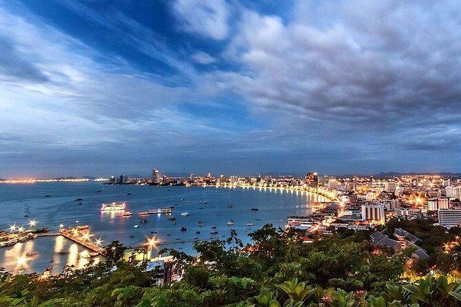 Pattaya Night Guided Tour with Dinner - Key Points