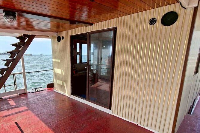 Pattaya Party Boat with Delcious Food, Dancer Models and Music - What Past Travelers Say