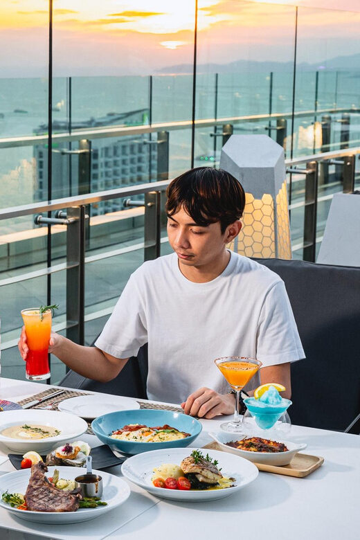 Pattaya: The Sky 32 at Grande CentrePoint Hotel - FAQ