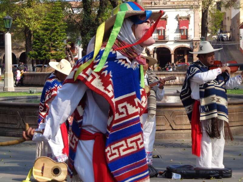 Patzcuaro - Janitzio Tour to watch the "butterfly nets" - Introducing a Taste of Michoacán’s Heritage and Beauty