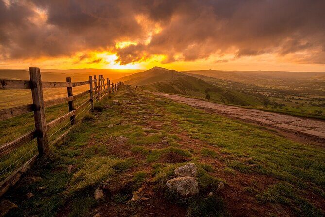 Peak District Tour App, Hidden Gems Game and Big Britain Quiz (7 Day Pass) UK - Exploring the Destinations and Challenges
