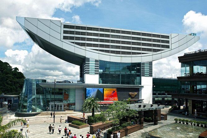 Peak Tram and Sky Terrace 428 Hong Kong - Key Points