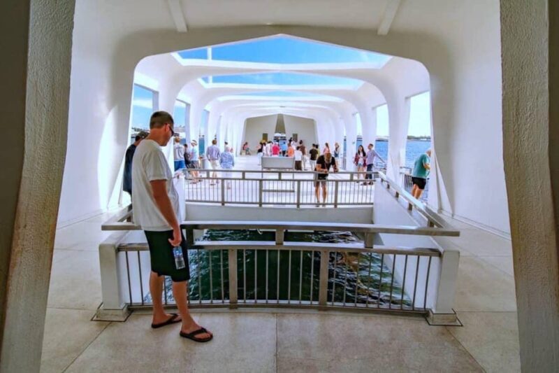 Pearl Harbor and Oahu Circle Island Tour FROM KAUAI - Key Points
