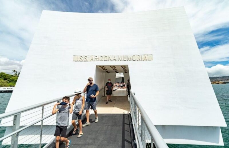 Pearl Harbor and Oahu Circle Island Tour FROM KAUAI - Real Traveler Insights and Reviews